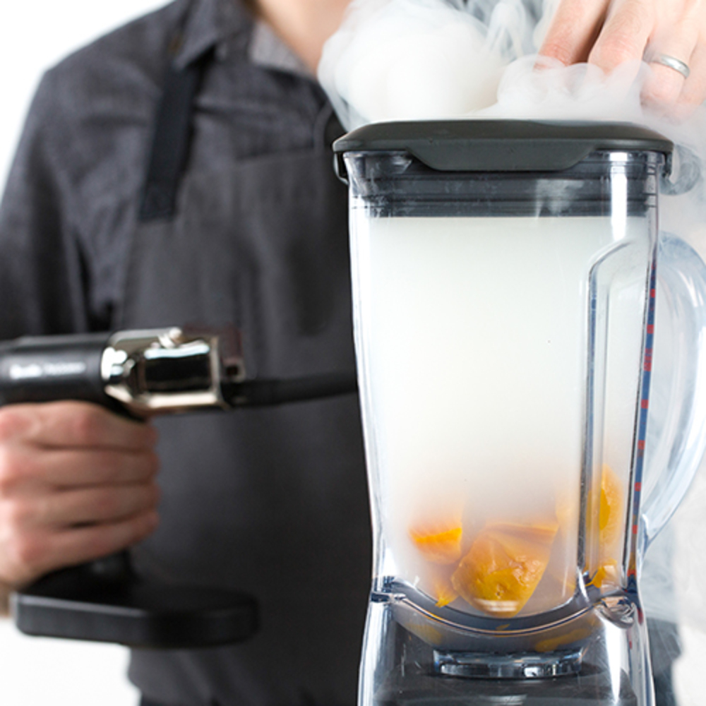 The PolyScience Smoking Gun® Pro hand-held smoker - Muddle Me